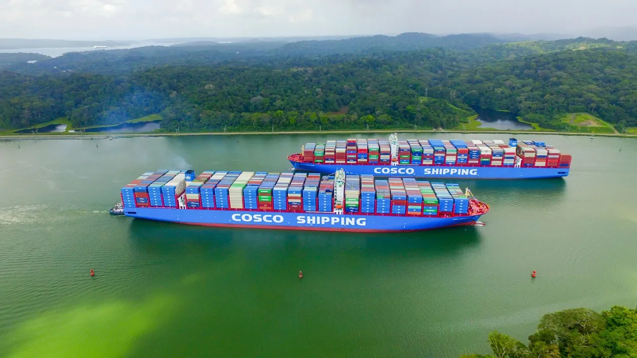 Seatrade Maritime: Cosco Shipping orders 12 LNG dual-fuel container ...